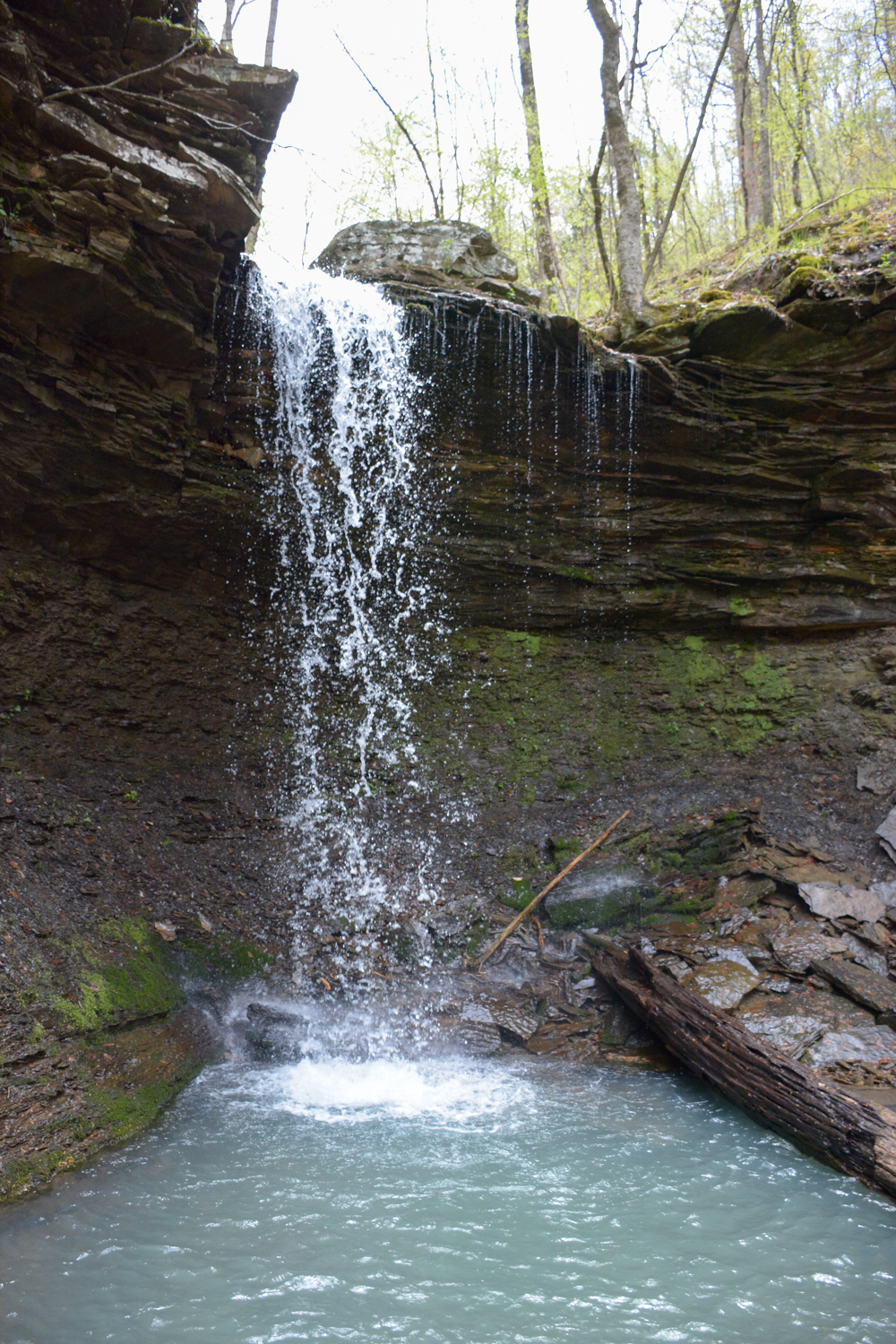 15 Easy Waterfall Hikes in Arkansas - Somewhere In Arkansas